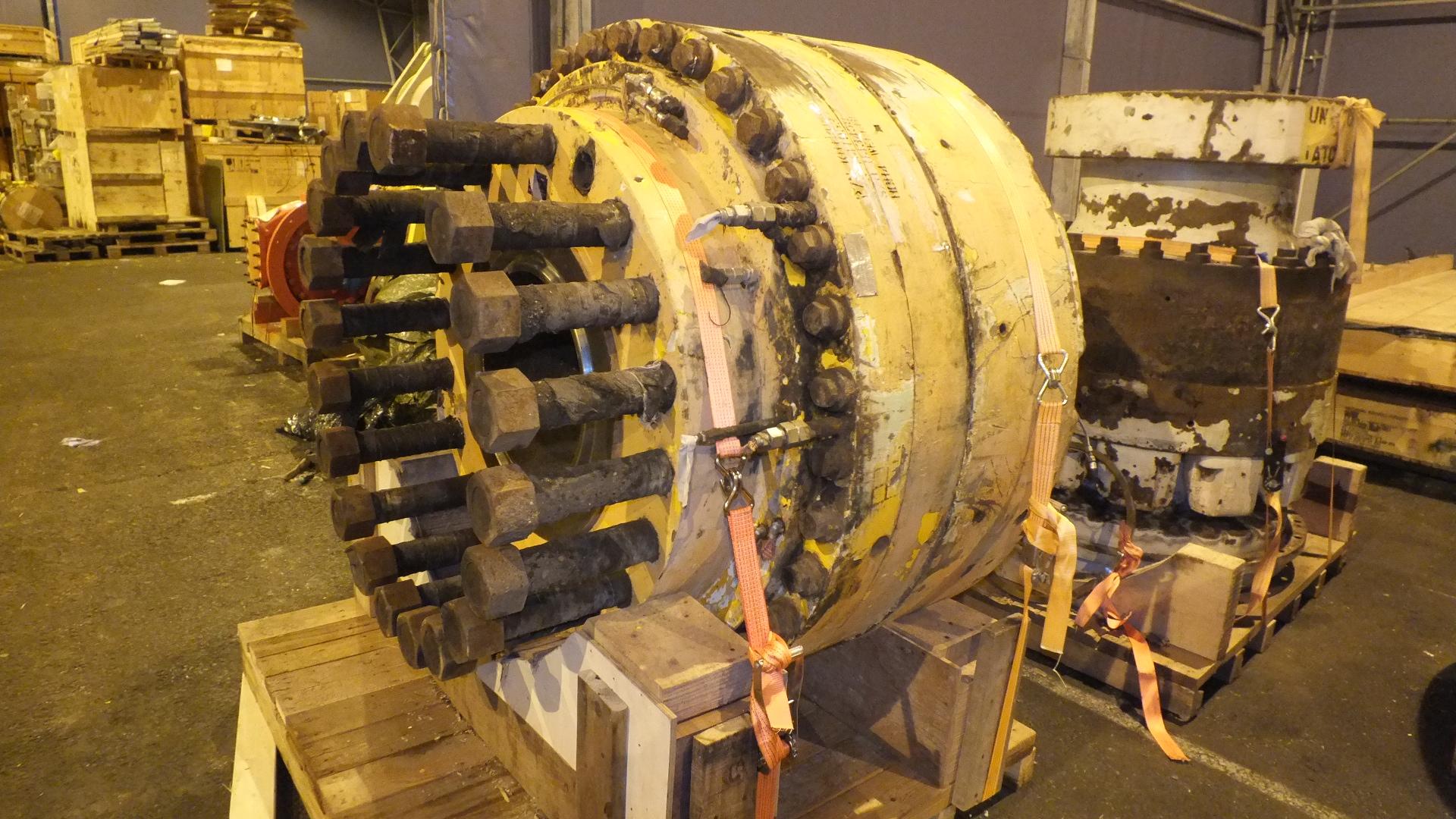 Connector, Wellhead, 18-3/4" 15K - H4 - HD - Vetco For Sale - Listing ...