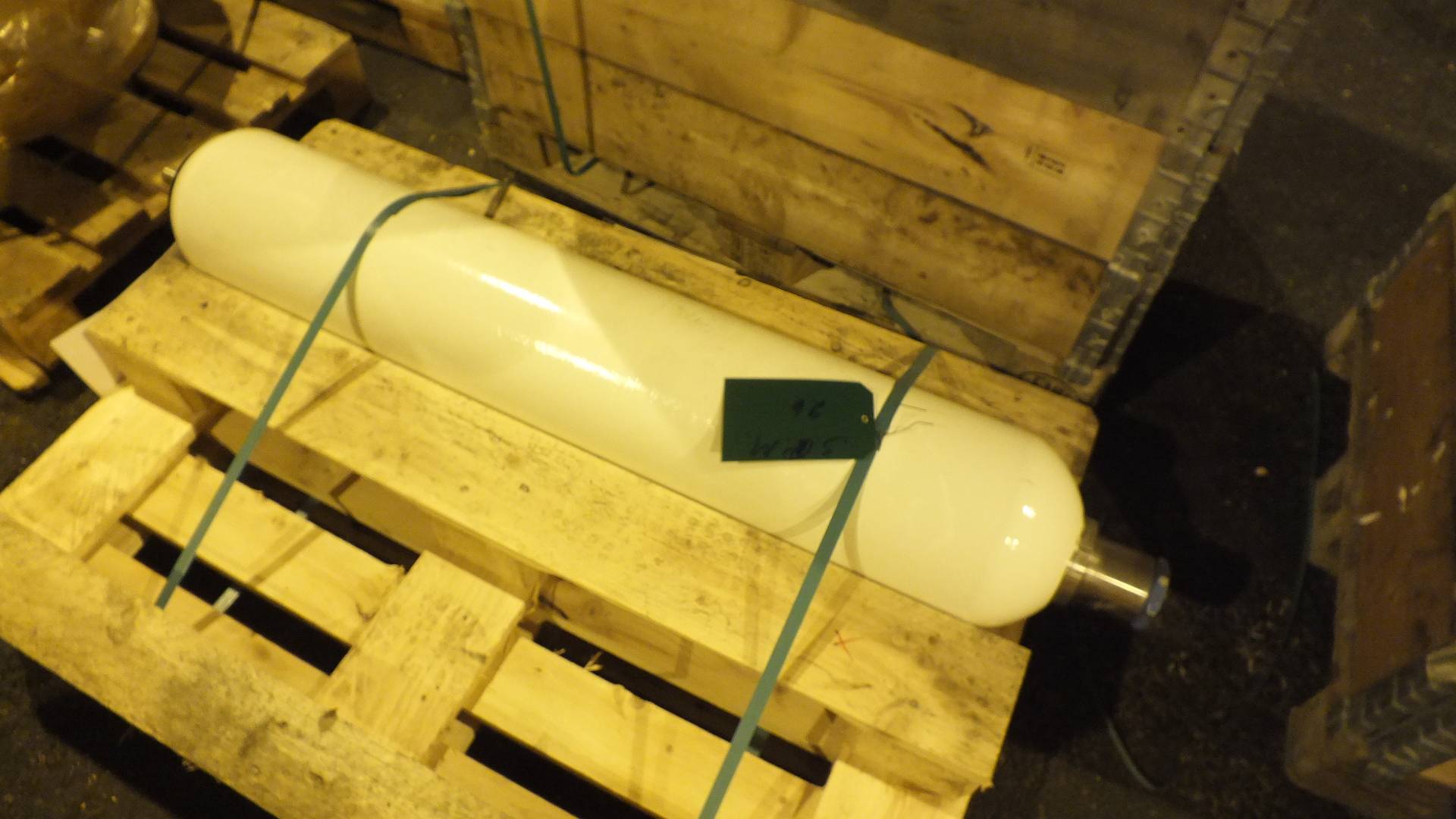 Accumulator, Bladder Type, 207 Bar - 37 ltr - Unused For Sale - Listing ...