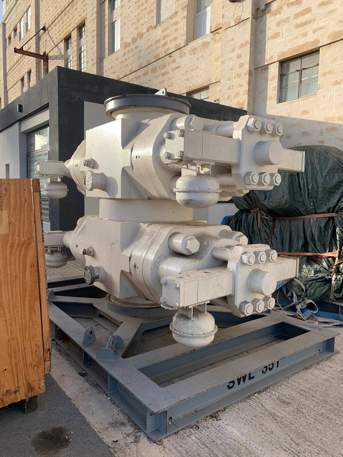 BOP, 18-3/4", 15000 psi, Double Ram - Cameron U2 - Refurbished For Sale ...