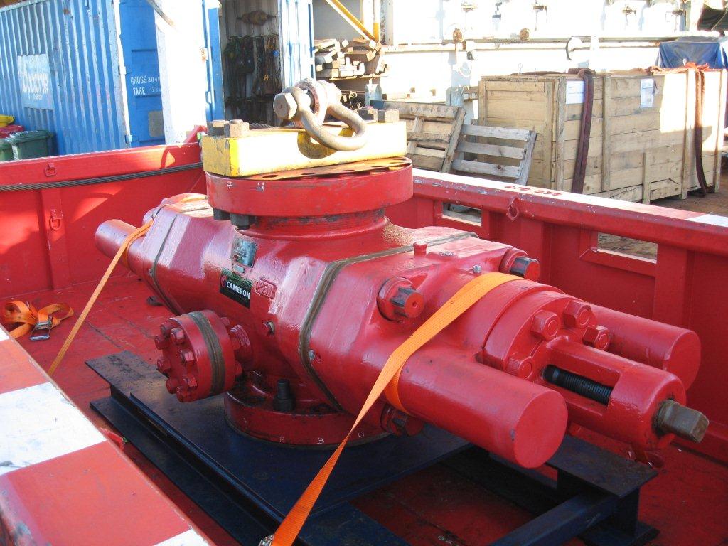 BOP, 13-5/8", 5000 psi - Cameron, Single For Sale - Listing ID: UL-06072