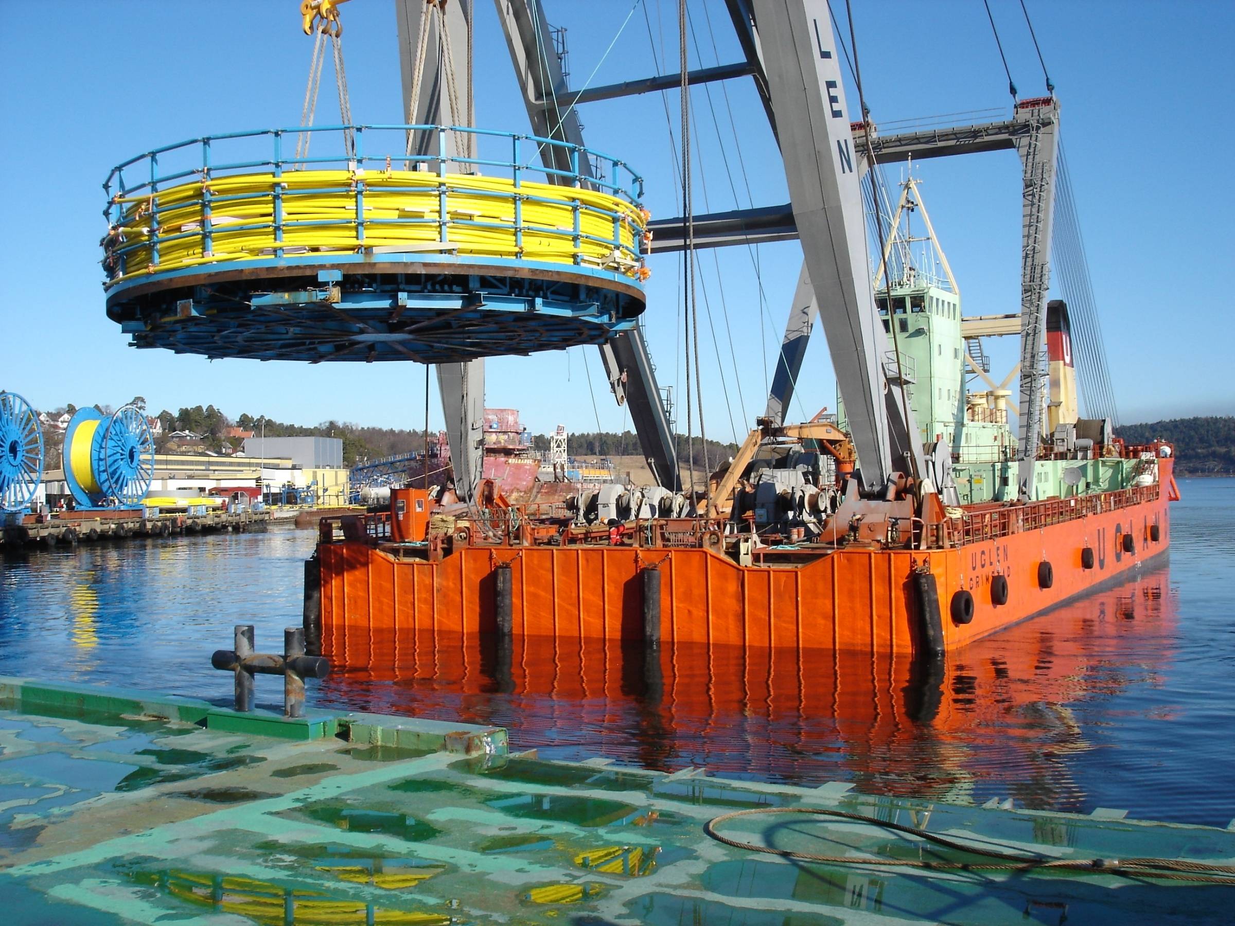 Carousel, Cable Turntable, 500 Te SWL with product For Sale or Rent ...