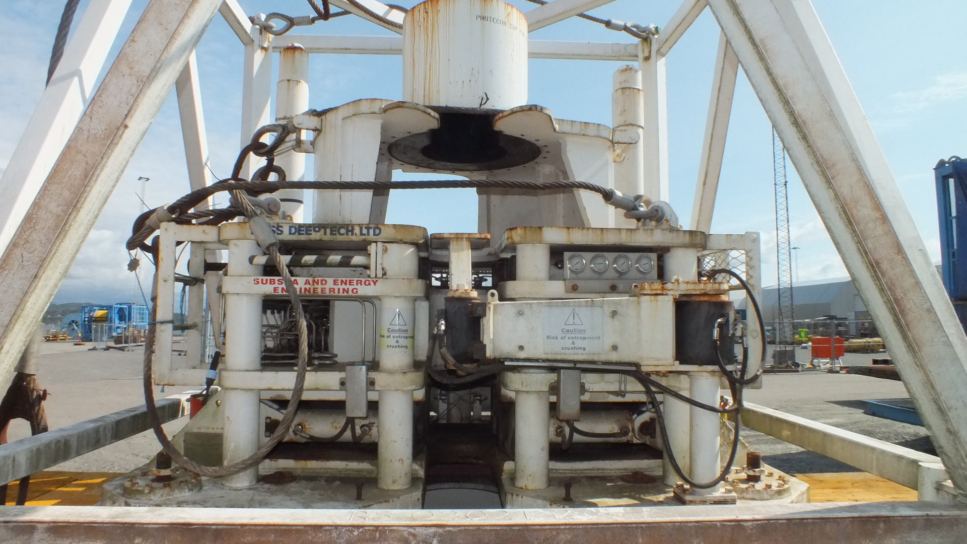 Subsea Trees Workover Equipment, FMC for sale For Sale or Rent ...